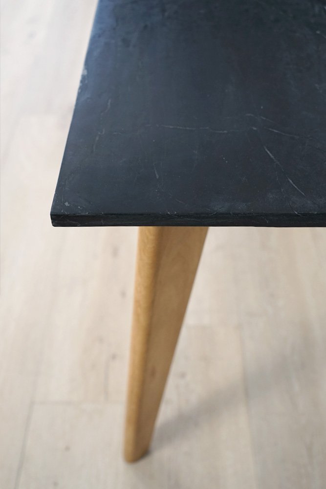 Table en bois massif avec plateau en marbre - Jade